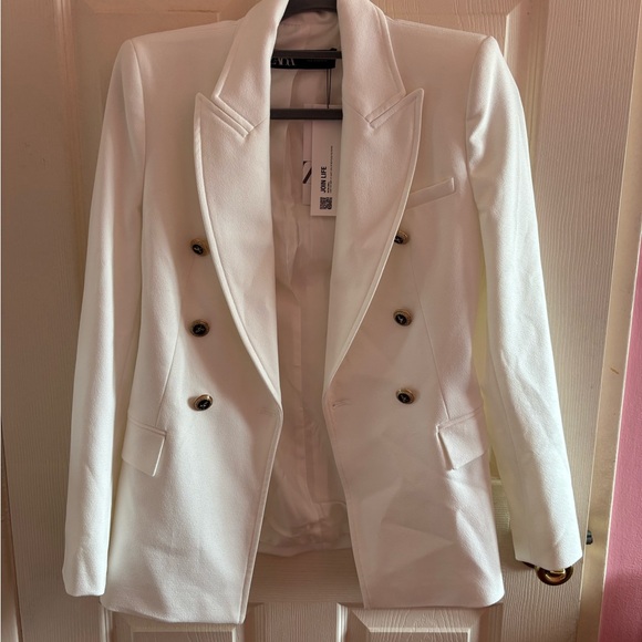 Zara | Jackets & Coats | Zara White Structured Blazer With Notched ...